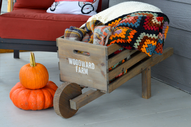 Make a personalized rustic wheelbarrow